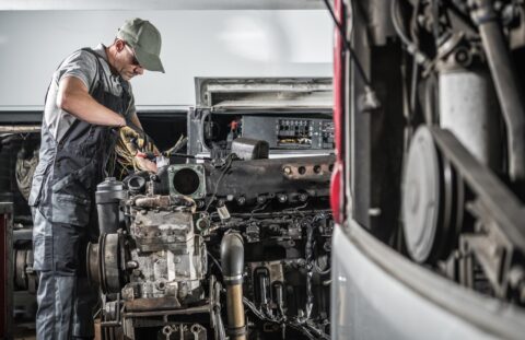 7 Warning Signs Your Diesel Engine is at Risk of a Runaway - Headwind ...
